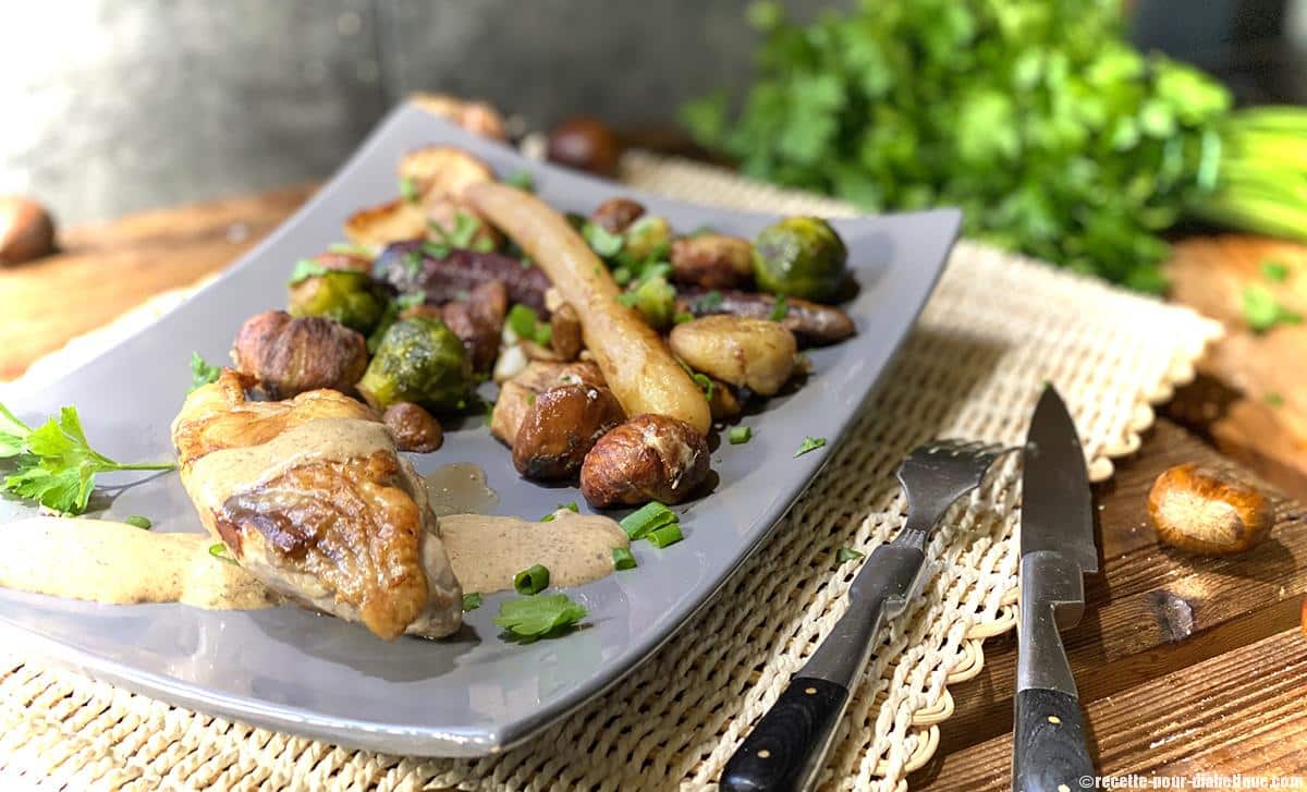 Suprême de Pintade crème d'ail noir