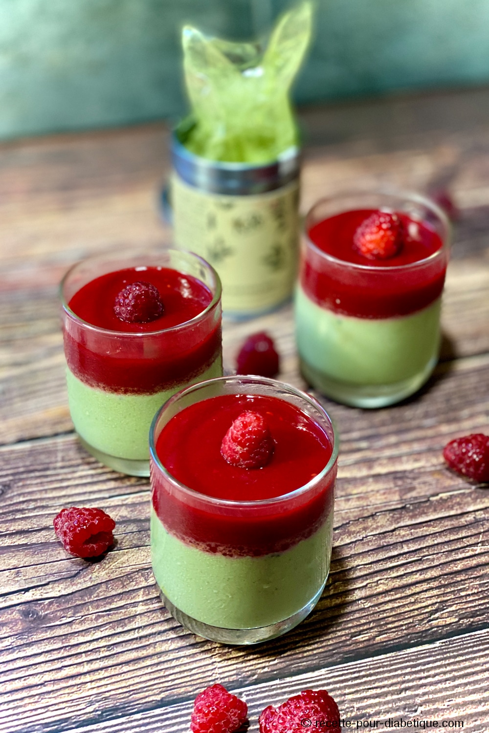 Panna Cotta Thé Matcha et Framboises
